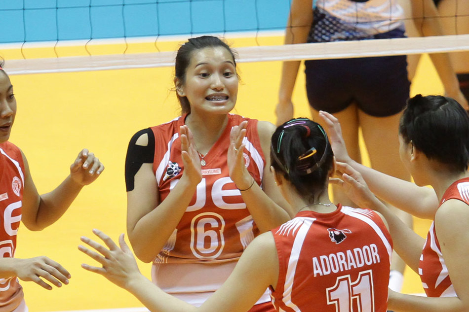 Look Uaaps Prettiest Volleyball Players Abs Cbn News